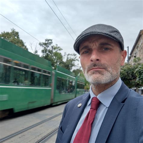 Военномедицинска 🇧🇬Денят на независимостта Честит празник 🇧🇬„…Въодушевен от това свето дело