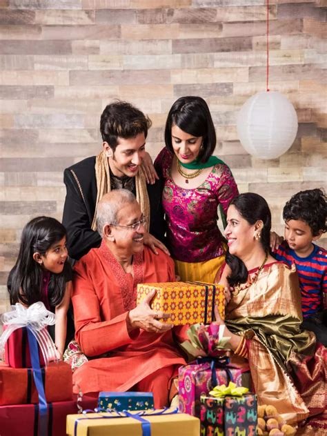 Diwali Shopping Diwali Shopping Checklist Economictimes