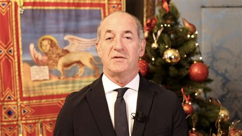 Il Videomessaggio E Gli Auguri Di Buon Natale Da Parte Del Presidente