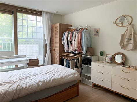 웹디자이너 감성으로 빚은 내추럴한 무드의 방 라이프스타일 슈퍼앱 오늘의집