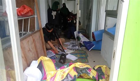 PADI KECAM PERUSAKAN SEKRETARIAT LPM DINAMIKA OLEH OTK