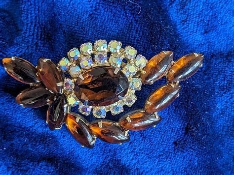 Vintage Open Back Root Beer Color Rhinestone And Cabochons And Aurora