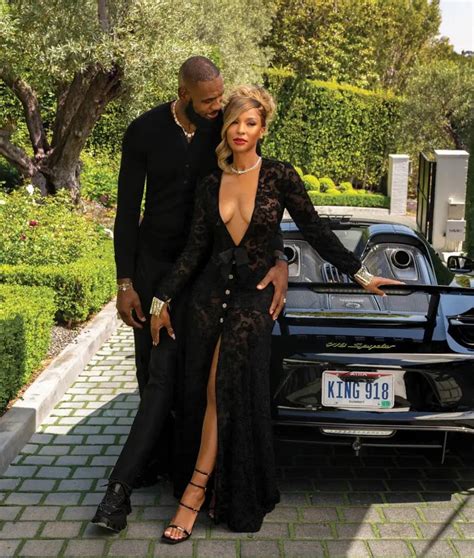 Nba ის ვარსკვლავის ოჯახი და ზღაპრული სასახლე როგორ ცხოვრობს ლებ­რონ ჯე­იმ­ზი Allnews Ge