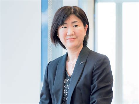 “女性初”を築いてきた役員が語る「人生最大」の失敗 －kddi 最勝寺奈苗さん【前編】 President Woman Online