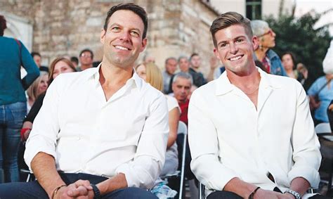 Έχω τον πιο φανταστικό σύζυγο δήλωσε ο Στέφανος Κασσελάκης για τον Τάιλερ