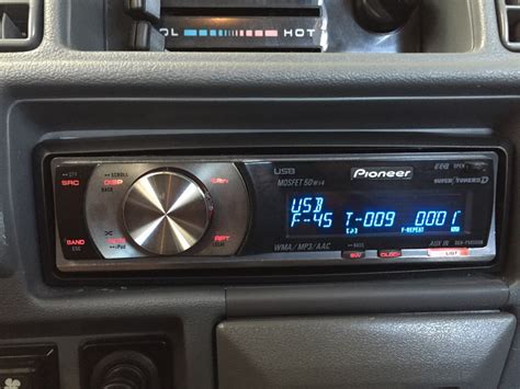 Pioneer DEH-P5050UB — Daewoo Damas, 0,8 л, 2016 года | автозвук | DRIVE2