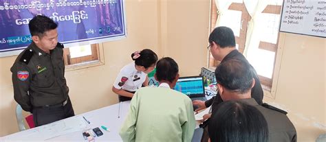 တနင်္သာရီတိုင်းဒေသကြီးအစိုးရအဖွဲ့၊ အဖွဲ့ဝင်လူမှုရေးရာဝန်ကြီး ဦးသန့်ဇင်သည် ကျွန်းစုမြို့နယ်အတွင်း