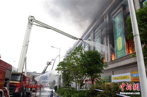 四川达州塔沱批发市场火灾扑救艰难 大河网
