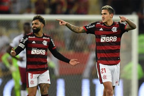 Raio X Flamengo de Pedro é mais eficiente do que o de Gabigol na mesma
