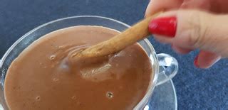 Amigos na Cozinha Pó instantâneo para Chocolate quente ou sobremesa