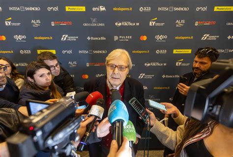 Cosa Racconta La Nuova Inchiesta Di Report Su Vittorio Sgarbi E Un