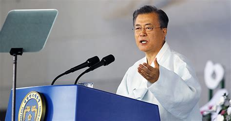 문 대통령 아무도 흔들 수 없는 나라책임있는 경제강국 될 것