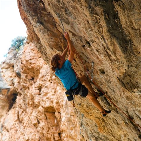 Benjamin Wright Marketing Research Analyst Ad Space Linkedin