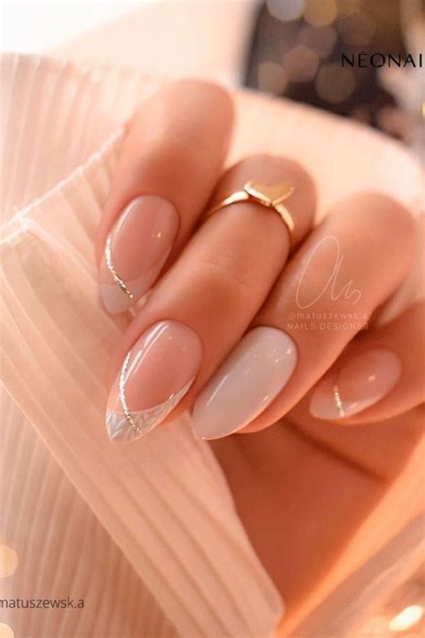 Clean Girl Nails Are Trending Here Are 15 Minimalist Manicures You