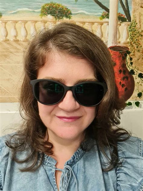 Calypso Cat Eye Black Frame Sunglasses For Women Eyebuydirect Canada