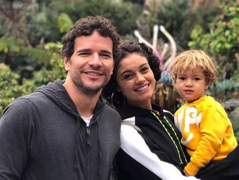 Daniel De Oliveira Se Declara Para Sophie Charlotte No Dia Do