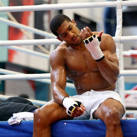 Report Ufc Looking To Give Uk Boxer Anthony Joshua 500m Contract
