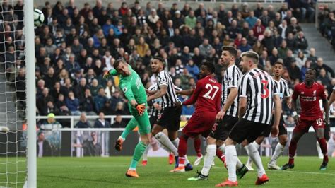 Liverpool Bate O Newcastle No Fim E Coloca Pressão Sobre O City No Inglês