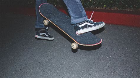Skating 1080p 2k 4k 5k Hd Wallpapers Free Download Wallpaper Flare