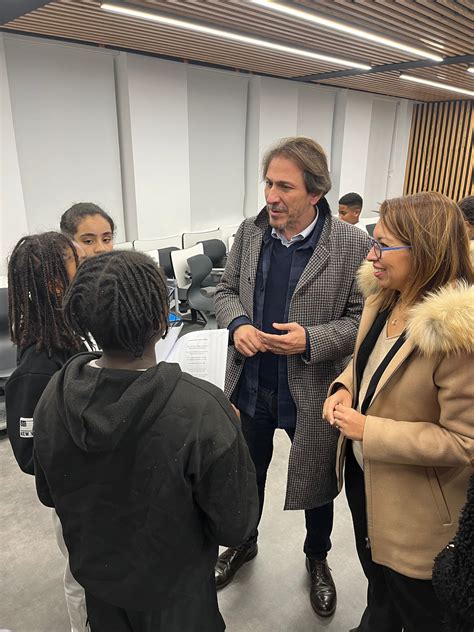 Après 4 Ans De Travaux Le Collège Blaise Pascal De Massy Fait Peau Neuve Jérôme Guedj