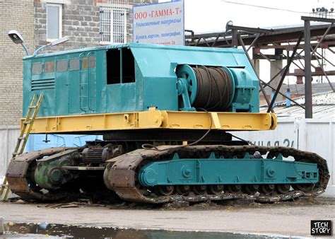 Гусеничный кран ДЭК-50. Фотогалерея сайта www.techstory.ru