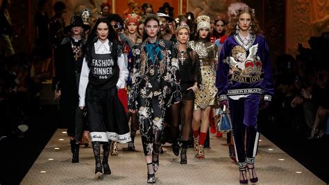 Dgfw19 Womens Fashion Show Youtube