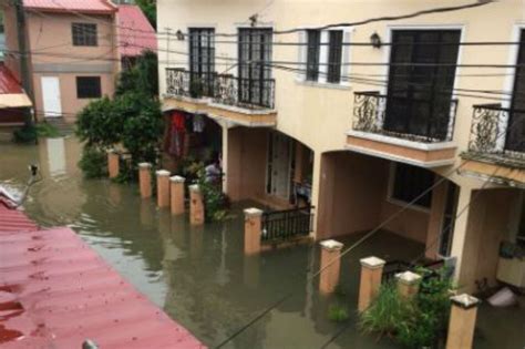 Look Flooded Greater Manila After Overnight Rains Abs Cbn News