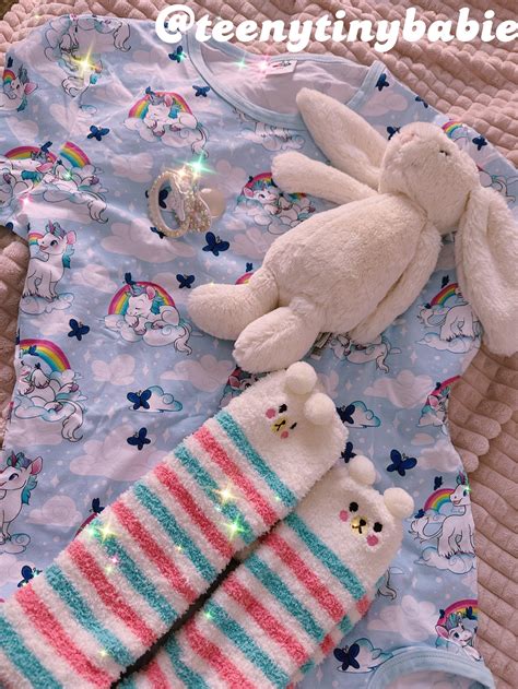 Lil outfit : r/ageregression