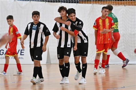 Registos Fotográficos Da Supertaça Do Algarve Futsal Iniciados