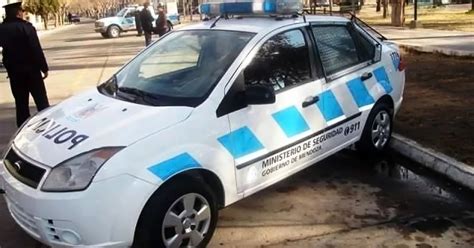 Robaron Un Auto Y Se Llevaron A Una Nena De Cuatro Años Que Estaba En