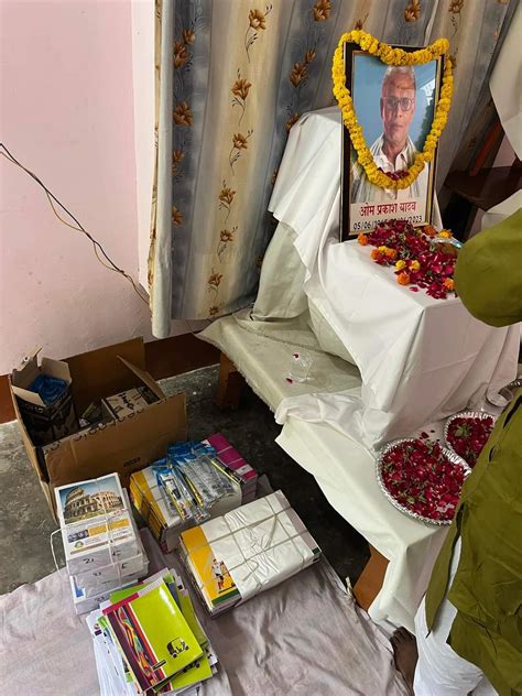 Anupam K Singh On Twitter लाश भी गिद्धों और भेड़ियों को खिला देते