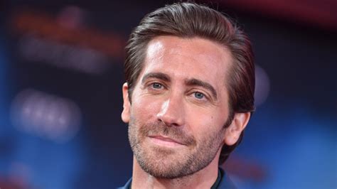 The Jake Gyllenhaal Thriller Thats Dominating Netflix Right Now