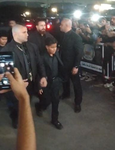 بعد دخوله دار للرعاية التأديبية نجل محمد رمضان يشارك في عزاء جدهصور