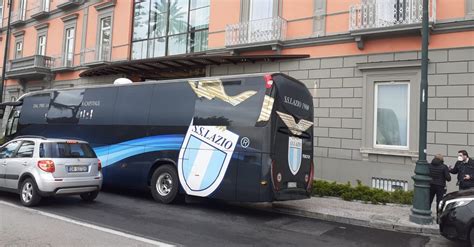 Napoli Lazio I Biancocelesti Lasciano Lhotel E Si Dirigono Al