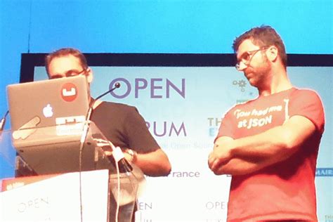 Passer dune base SQL à une base NoSQL en minutes La Revue du Digital