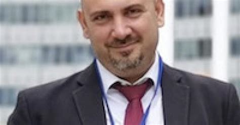 Ali Hashem Al Monitor The Middle Eastʼs Leading Independent News
