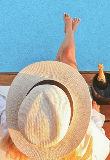 Sofia Mariola Feet Aznudefeet