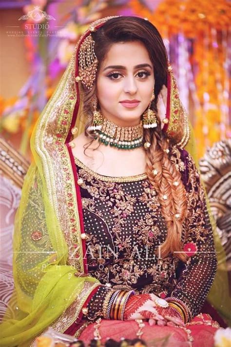 Pin By Shaadi Inspiration On Mehndi Suits Lookbook Pakistani Bride