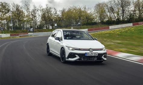 Volkswagen Golf Gti 50 års Jubilæum Alt Om Den Kraftigste Udgave