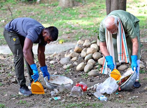 PM Modi And Fitness Influencer Ankit Baiyanpuria Participate In A