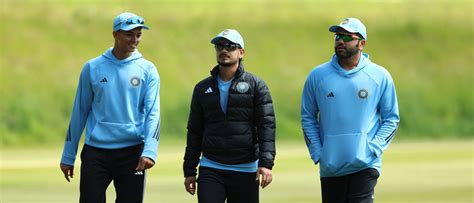 Big Names Omitted As Bcci Announces India Mens Central Contracts