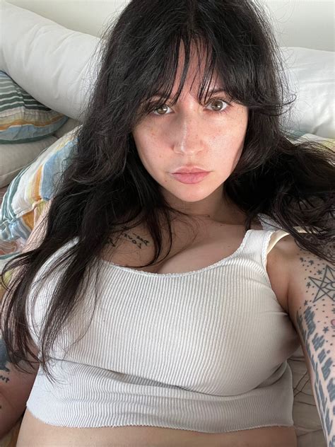 TW Pornstars Helen Twitter Hey 10 01 PM 6 Jun 2023