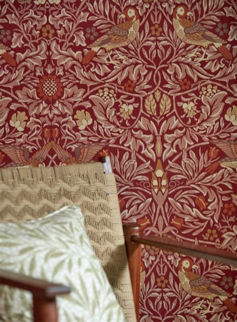 Wallpaper Morris Birds Ruby Red Wallpaper From The 70s