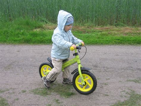 Child On Bike Free Stock Photo - Public Domain Pictures