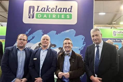 Lakeland Dairies Meets Minister Muir At Winter Fair
