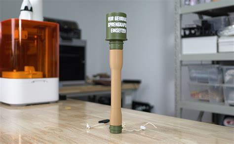 Stl File Stielhandgranate 24 Hand Grenade M24 Hand Grenade・3d Printer
