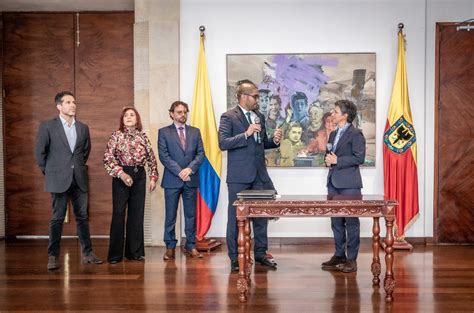 Andrés Clavijo Rangel nuevo director del Instituto Distrital de