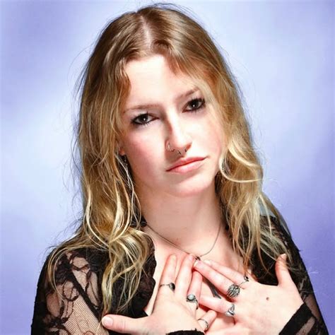 Skyllar Skyllar Evans • Threads Say More