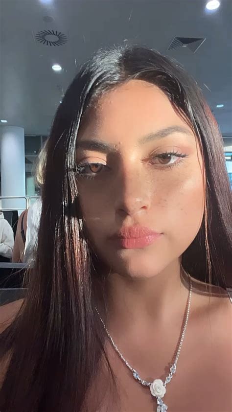 Peruvian X Italian X Asian Rasianhalves