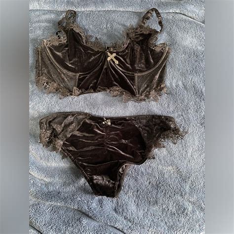 Dolls Kill Intimates And Sleepwear Dollskill Velvet And Lace Set Xxl